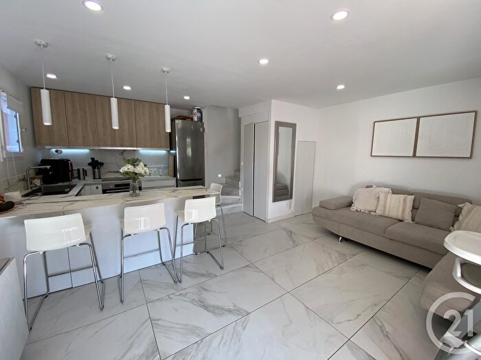 Maison à vendre - Sainte-Maxime, Centre-ville, Pléiades - 3 pièces - 2 chambres