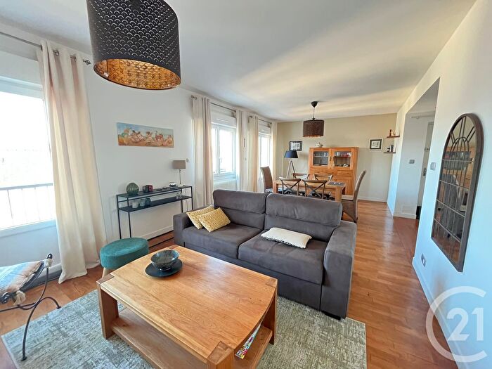 Appartement à vendre - Fougères, Paron, Orières, Ecartelée, Bonabry - 3 pièces - 2 chambres