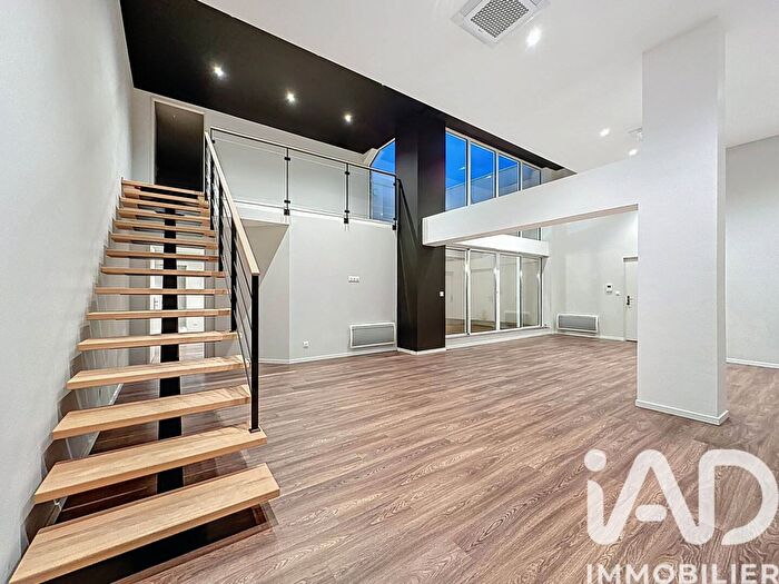 Appartement à louer - Devant les Ponts, Metz - 5 pièces - 4 chambres