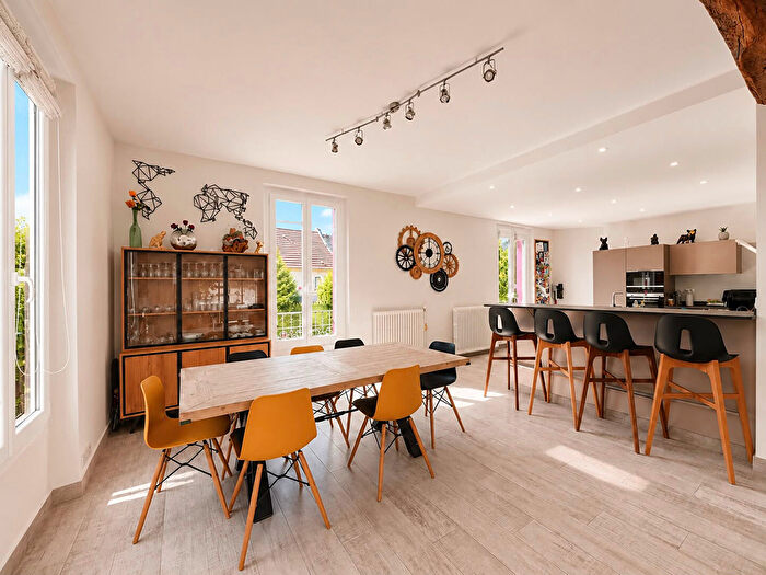 Mareuil-lès-Meaux : Maison 5 pièces à vendre