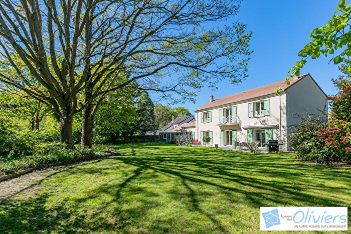 Maison 8 pièces à vendre à Voisins-le-Bretonneux