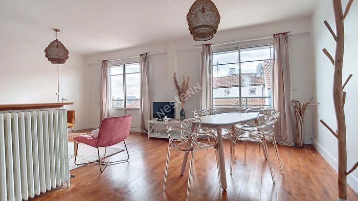 Appartement à louer - Poitiers, Centre-ville - 3 pièces - 2 chambres