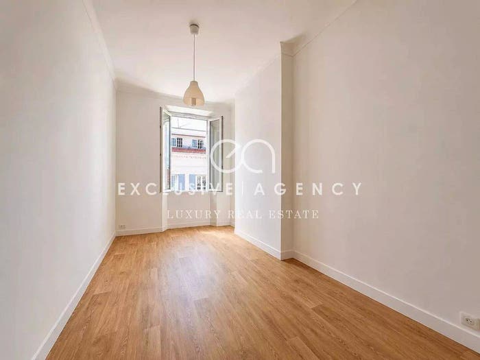 Centre-ville, Cannes - Appartement 3 pièces à louer