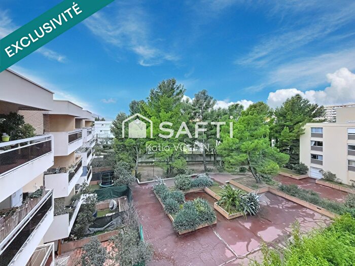 Appartement à vendre - Marseille e , Saint-Tronc - 4 pièces - 3 chambres