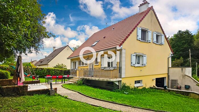 Maison à vendre - Fosses - 7 pièces - 5 chambres