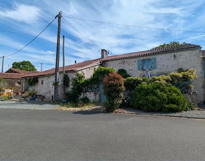 Maison 8 pièces à vendre à Vouvant