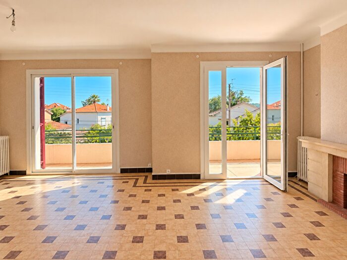 Appartement 5 pièces à vendre - Hyères, Maurels