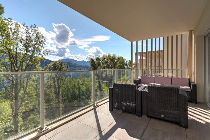 Appartement à vendre - Gilette - 4 pièces - 3 chambres