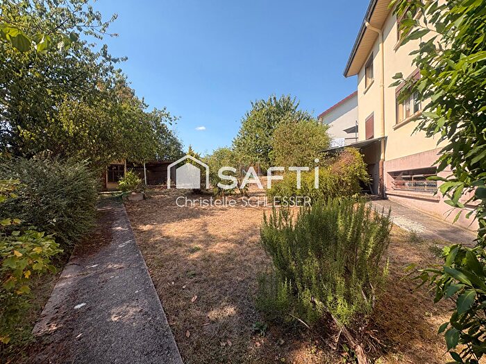 Maisons à vendre et appartements à louer - 3