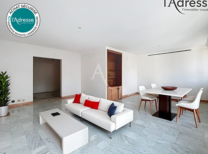 Appartement à vendre - Suresnes, Centre-ville - 5 pièces - 4 chambres