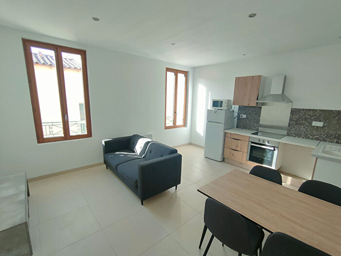 Appartement à louer - Carpentras - 2 pièces - 1 chambre