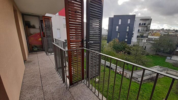 Appartement 4 pièces à louer à Ris-Orangis, Mairie, Hameaux
