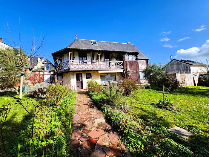 Trouville-sur-Mer, Aguesseau, Epines - Maison 9 pièces à vendre