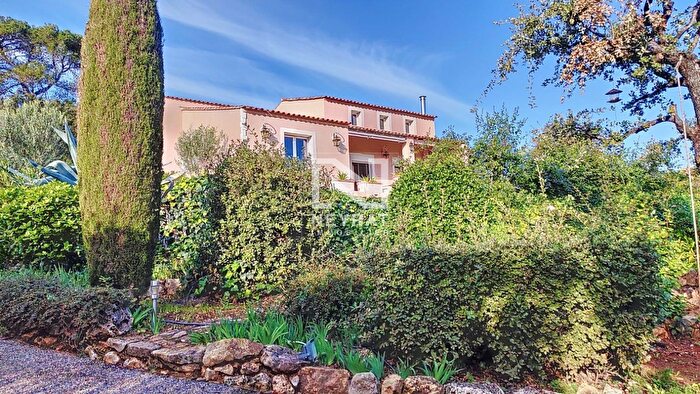 Maison à vendre - Montauroux - 6 pièces - 4 chambres