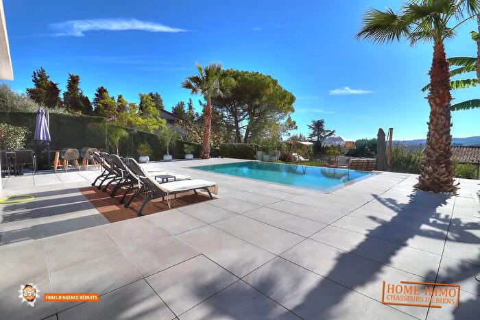 Maison à vendre - Saint-Paul-de-Vence - 5 pièces - 4 chambres