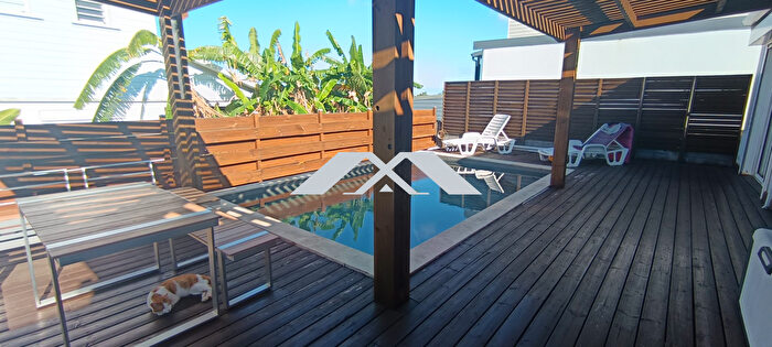 Maison 4 pièces à vendre - Saint-Pierre, Basse Terre les Bas, Basse Terre les Hauts, Les Casernes