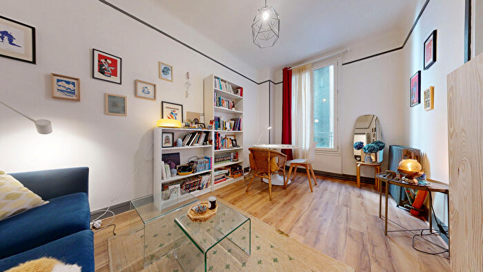 Appartement à vendre - Vanves, Centre Saint-Rémy - 2 pièces - 1 chambre