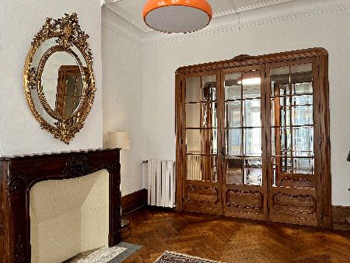 Toulouse, Saint-Sernin : Appartement 4 pièces à louer