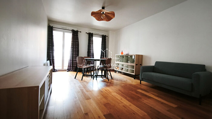 Champs-sur-Marne, Centre-ville - Appartement 3 pièces à louer