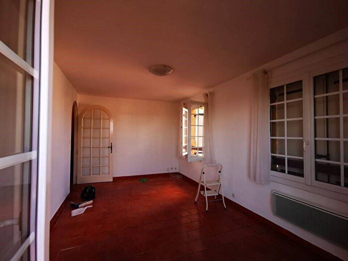 Appartement à louer - Hyères - 2 pièces - 1 chambre