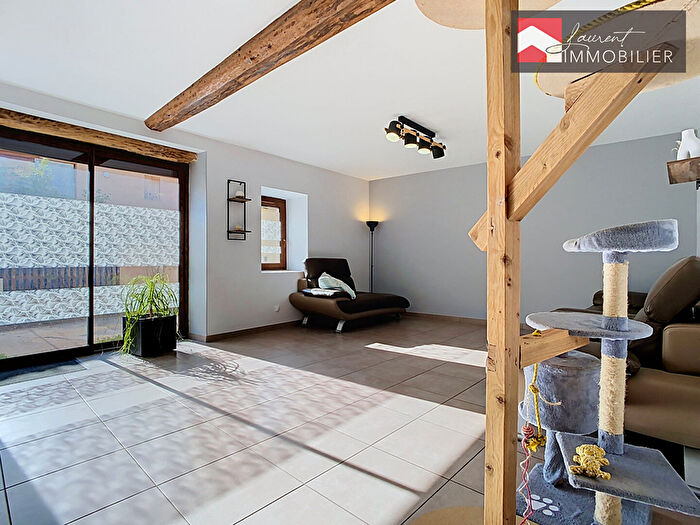 Uchizy : Maison 4 pièces à vendre