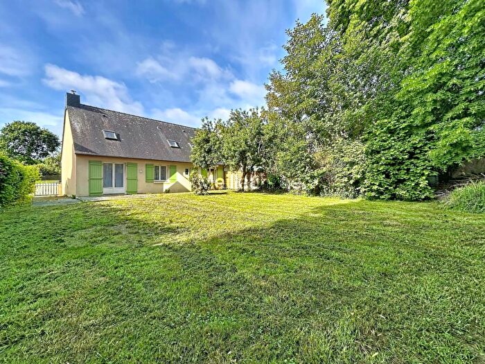 Maison 6 pièces à Chavagne, à vendre