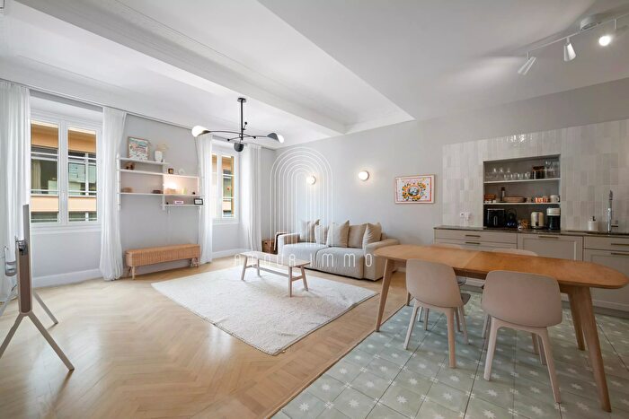 Nice, Centre-ville - Appartement 4 pièces à vendre