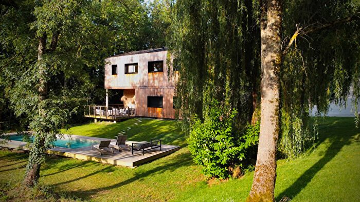 Maison 10 pièces à vendre à Lanta