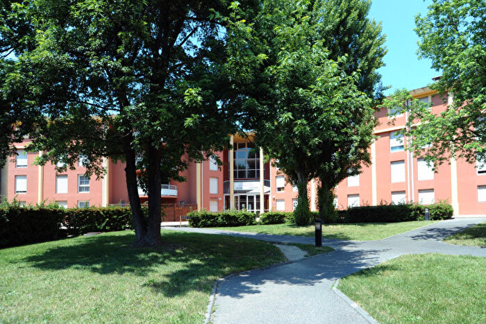 Appartement à louer - Aix-en-Provence, Pont de lArc - 1 pièce
