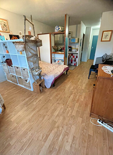 Appartement à louer - Hérouville-Saint-Clair, Centre-ville, Haute Folie, Grande Delle, Prestavoine - 1 pièce