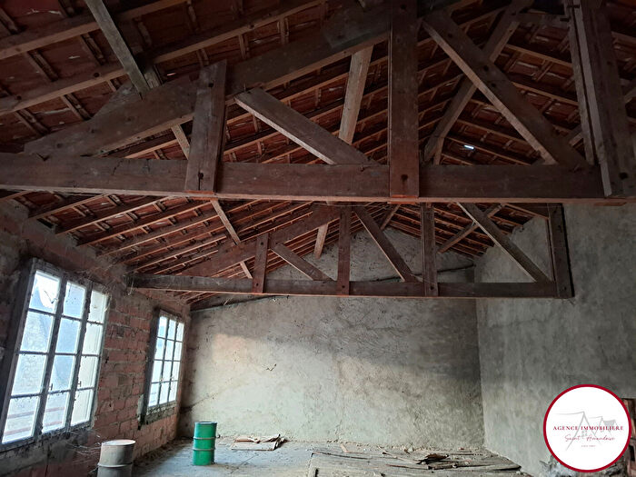 Maison à vendre - Saint-Amand-Montrond - 1 pièce