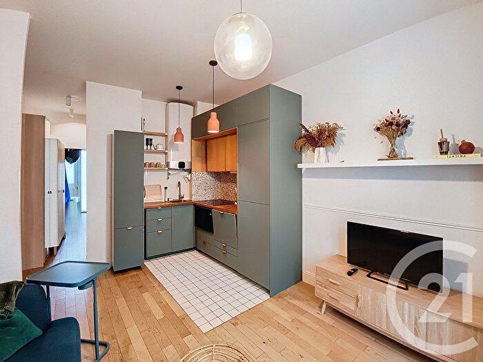 Appartement à vendre - Saint-Denis, République, Gare - 2 pièces - 1 chambre