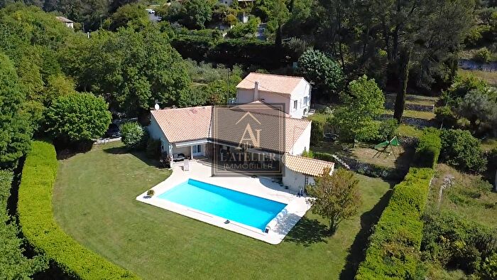 Maison 7 pièces à vendre - Solliès-Toucas
