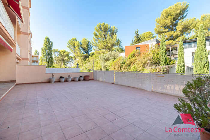 Aix-en-Provence, Saint-Donat, Les Platanes : Appartement 3 pièces à vendre