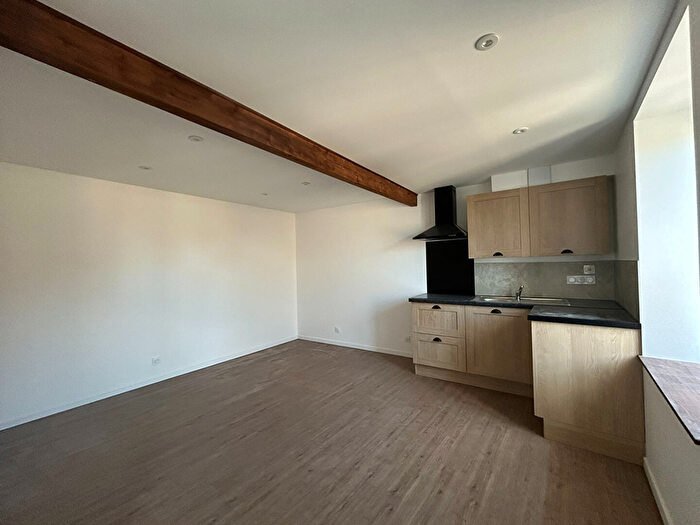 Appartement à louer - Civray - 2 pièces - 1 chambre