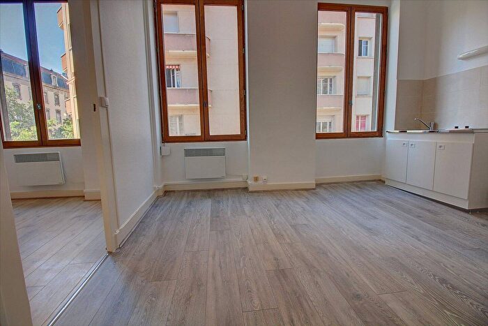 Appartement 2 pièces à Bellecombe, Lyon 6ème arrondissement, à louer