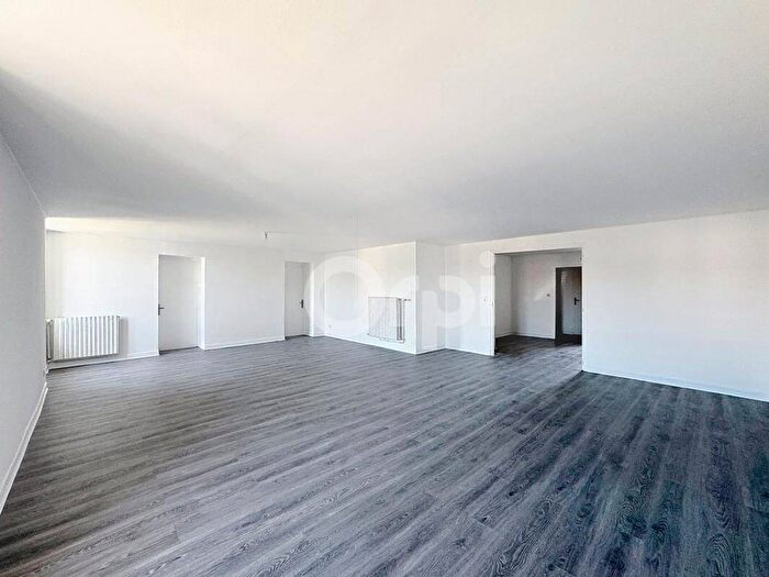Appartement 4 pièces à louer à Humes-Jorquenay