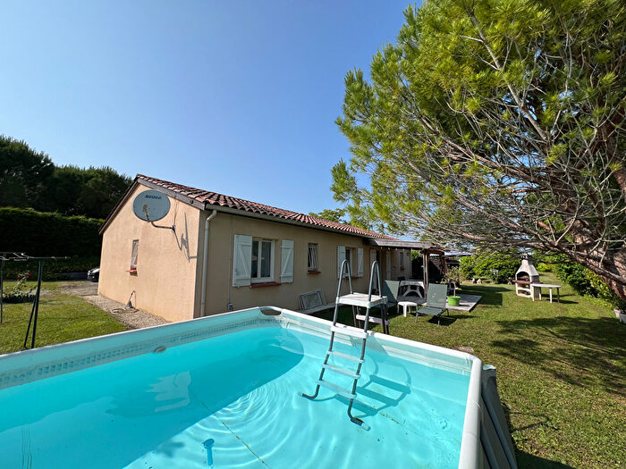 Maison à vendre - La Sauvetat-sur-Lède - 5 pièces - 4 chambres