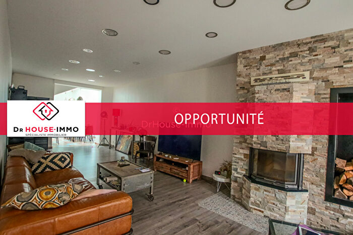 Maison à vendre - Courville-sur-Eure - 5 pièces - 3 chambres