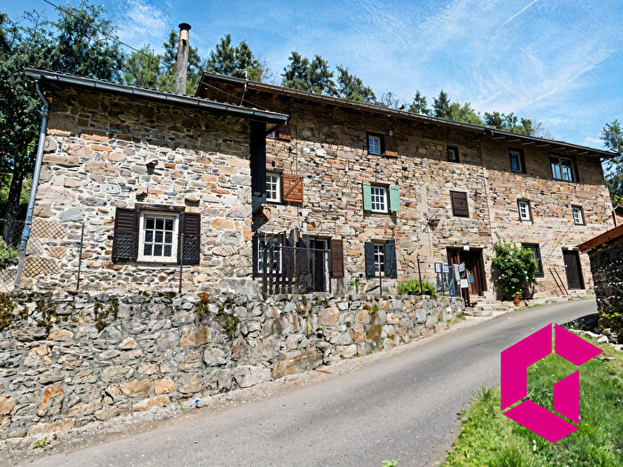 Maison à vendre - Ambert - 15 pièces - 7 chambres