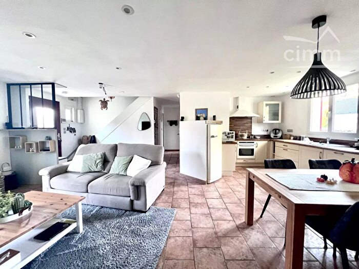 Maison à vendre - Précy-sur-Oise - 5 pièces - 3 chambres