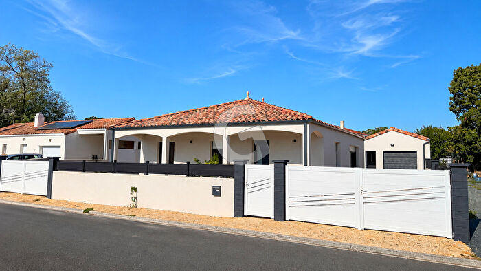 Maison 4 pièces à vendre - Saint-Cyr-en-Talmondais