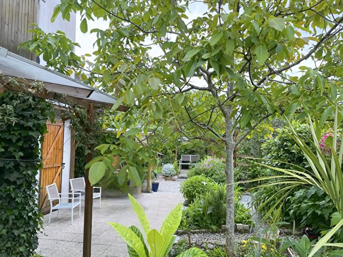 Maison 10 pièces à vendre à Elliant