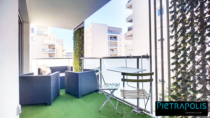 Appartement à vendre - Vaulx-en-Velin, Vaulx en Velin Sud - 4 pièces - 3 chambres