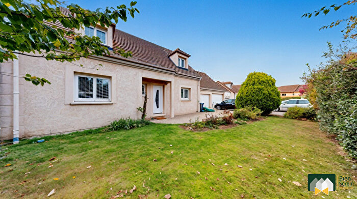 Maison à vendre - Lèves - 6 pièces - 4 chambres