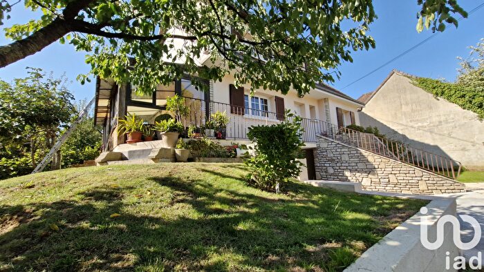 Maison à vendre - Magny - 8 pièces - 4 chambres