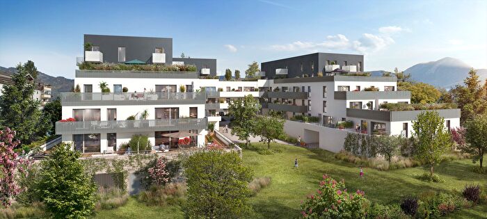 Appartement à vendre - Cluses, Centre-ville - 4 pièces - 3 chambres