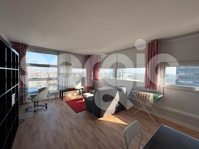 Appartement à louer - Lille, Centre-ville, Euralille - 2 pièces - 1 chambre