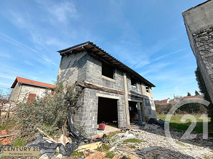 Maison à vendre - Miramont-de-Comminges - 2 pièces - 2 chambres