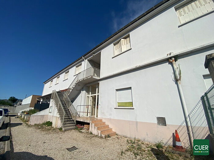 Pont-de-l'Isère : Appartement 3 pièces à louer